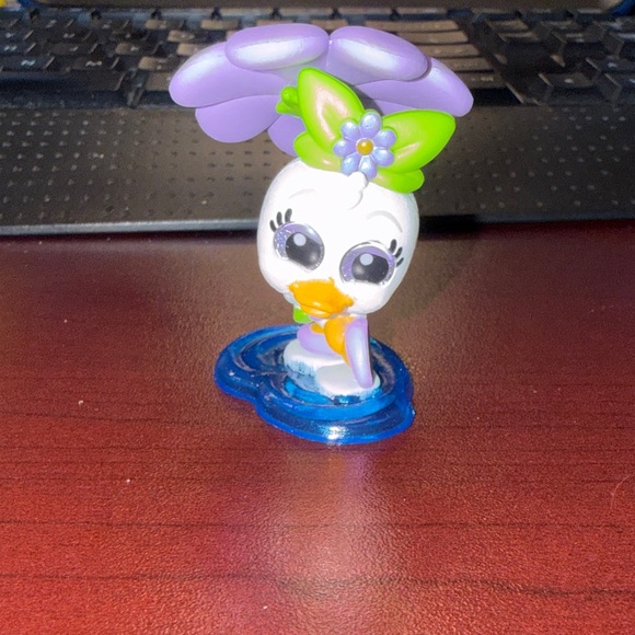 Disney | Toys | Disney Dorables In Full Bloom Daisy | Poshmark